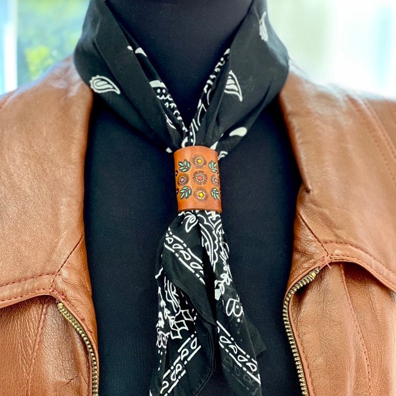 Scarf With Snaps - Etsy