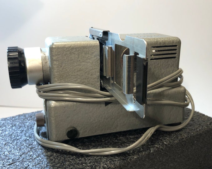 Viewlex Slide & Film Strip Projector Model VI - Etsy