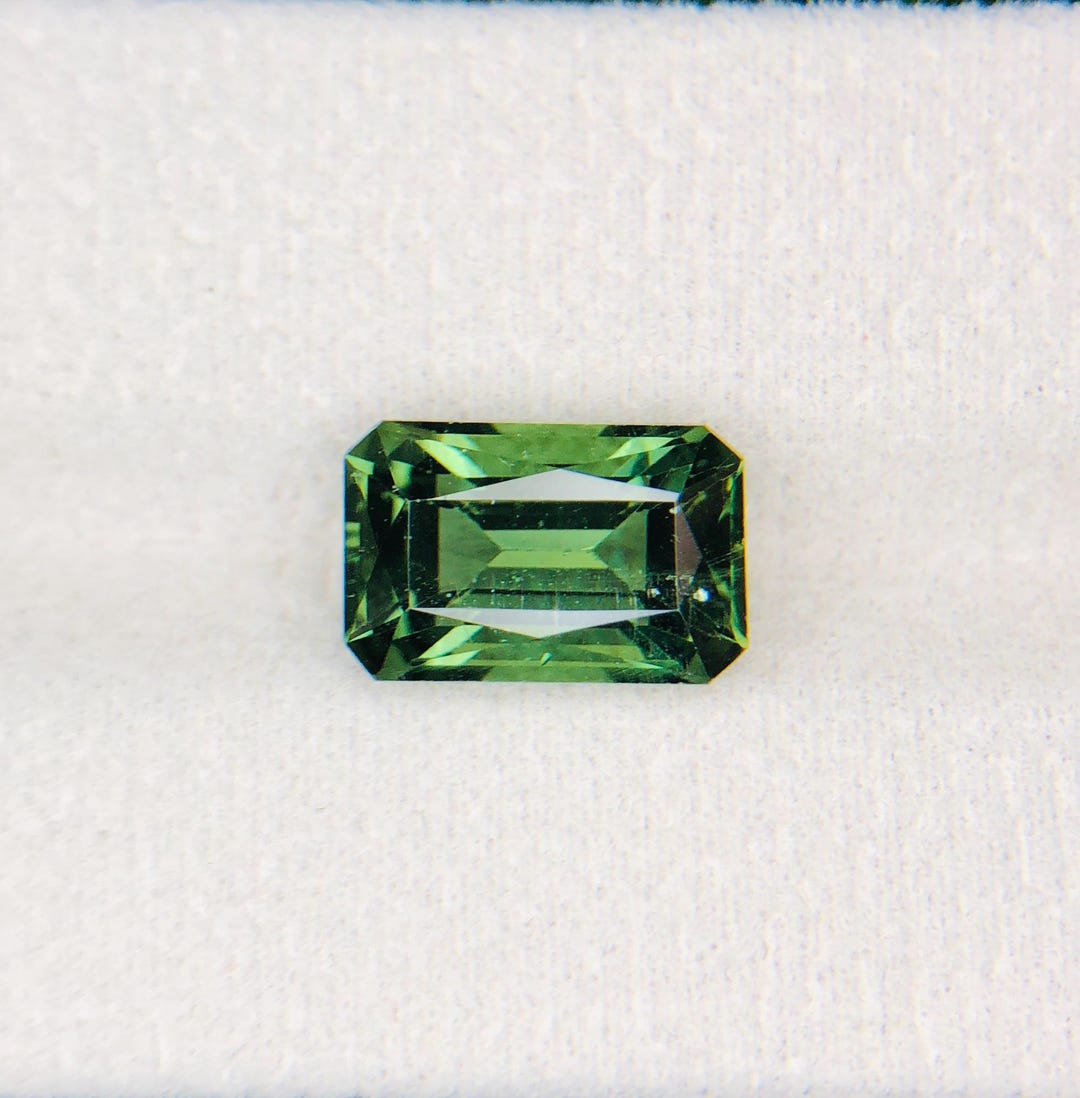Extremely Rare Gemstone 4.00 Ct Madagascar Moroxite, Green Apatite - Etsy