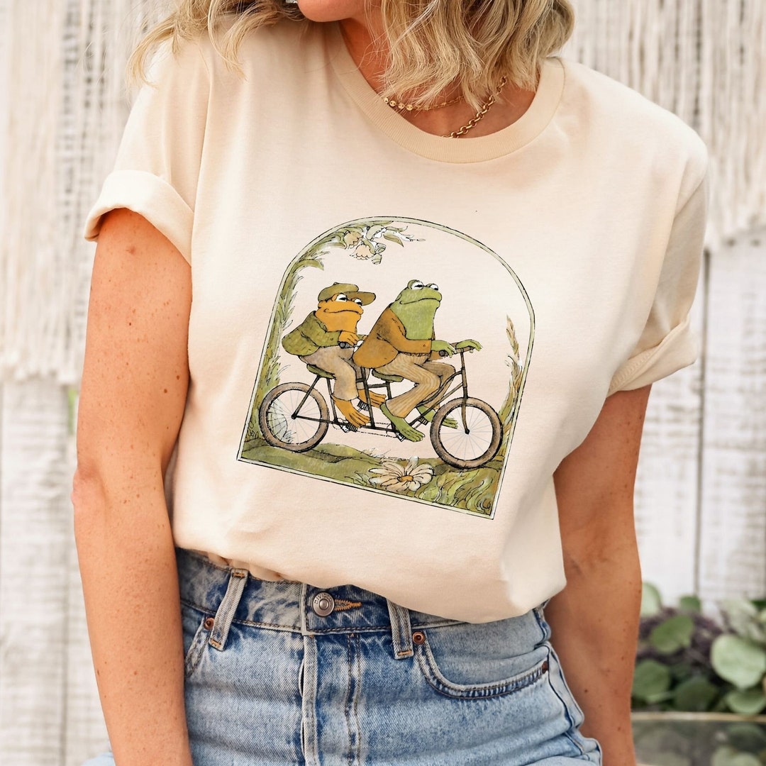 Frog and Toad T-shirt, Vintage Classic Book Shirt, Cottagecore ...
