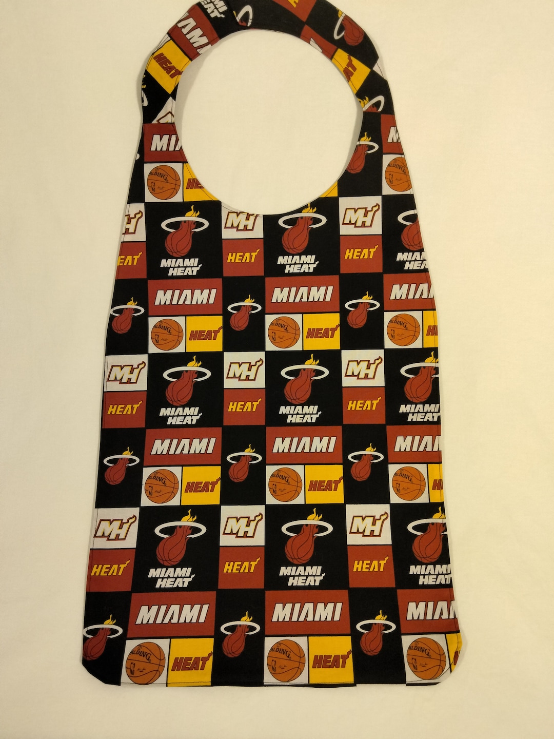 Miami Heat Adult Bib, Basketball, Clothing Stain Protection, Absorbent ...