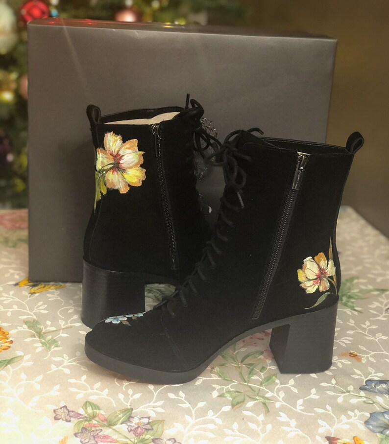 Custom Painting on Boots. Hand Painted Leather Boots Floral | Etsy
