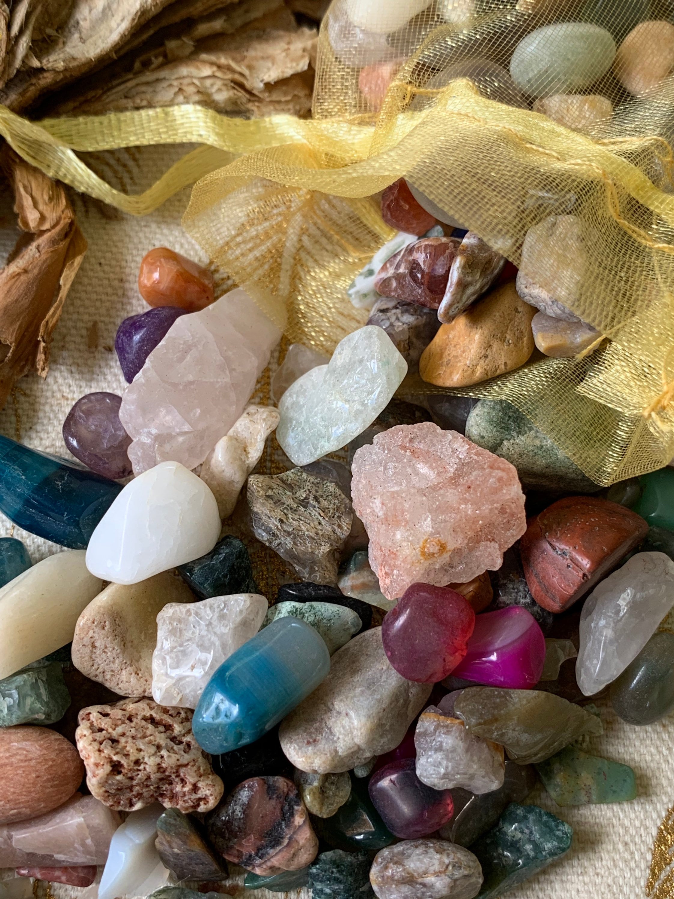 Crystal Chips/Shards/Gravel Small Tumbled Stones Mixed | Etsy