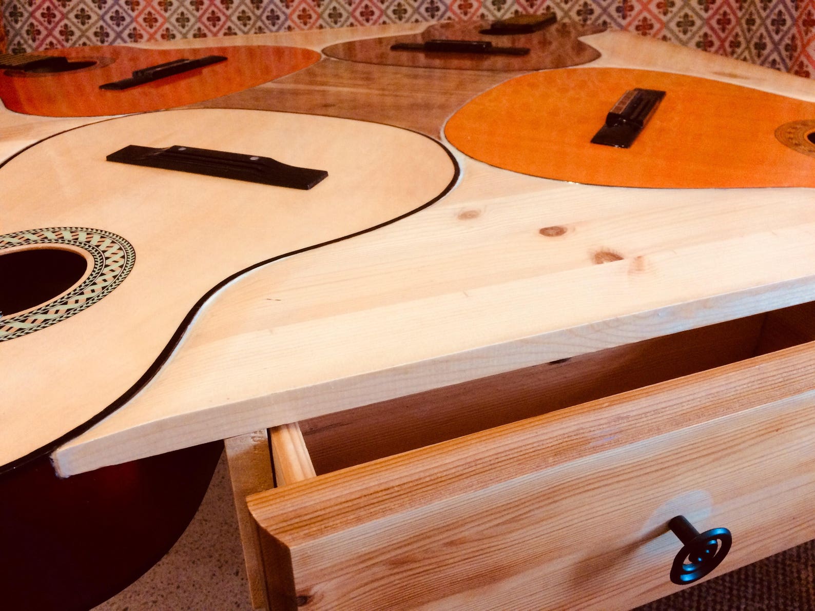 Guitar Table guitable the natural Model, Coffee Table. Perfect for Your ...