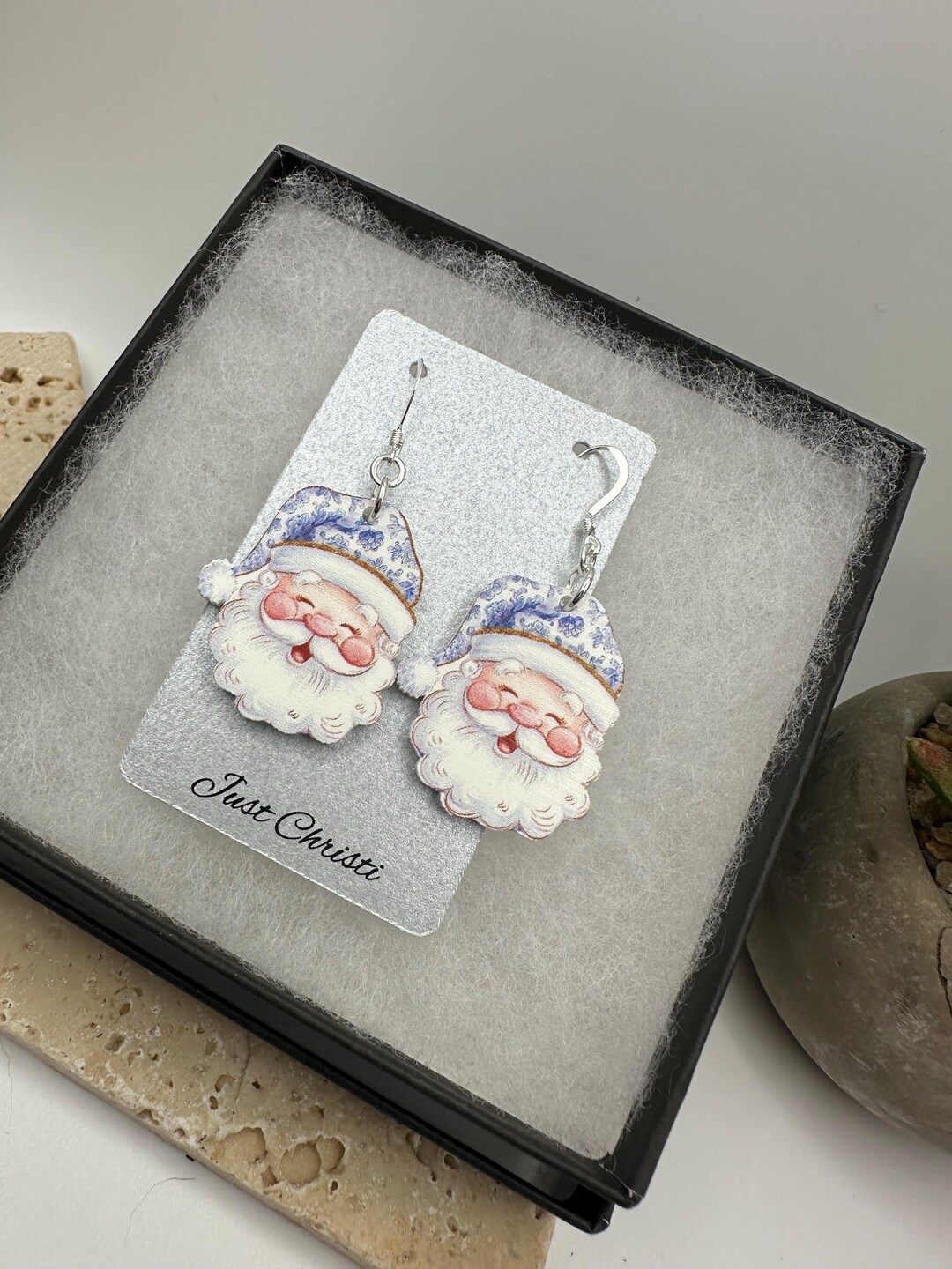 Christmas Chinoiserie Santa Claus Earrings - Etsy