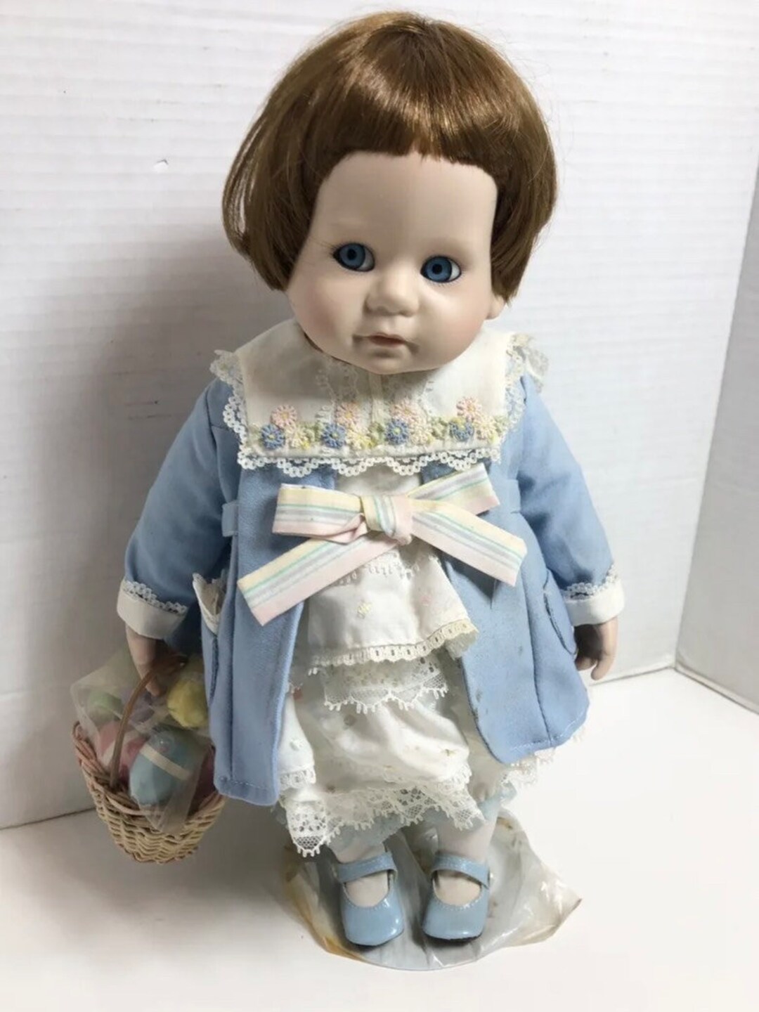 The Danbury Mint Melissa Easter Egg Hunt Porcelain Doll 1989 - Etsy