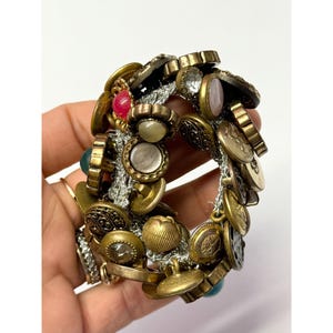 Vintage Estate Button Charm Handmade Stretch Bracelet - Etsy