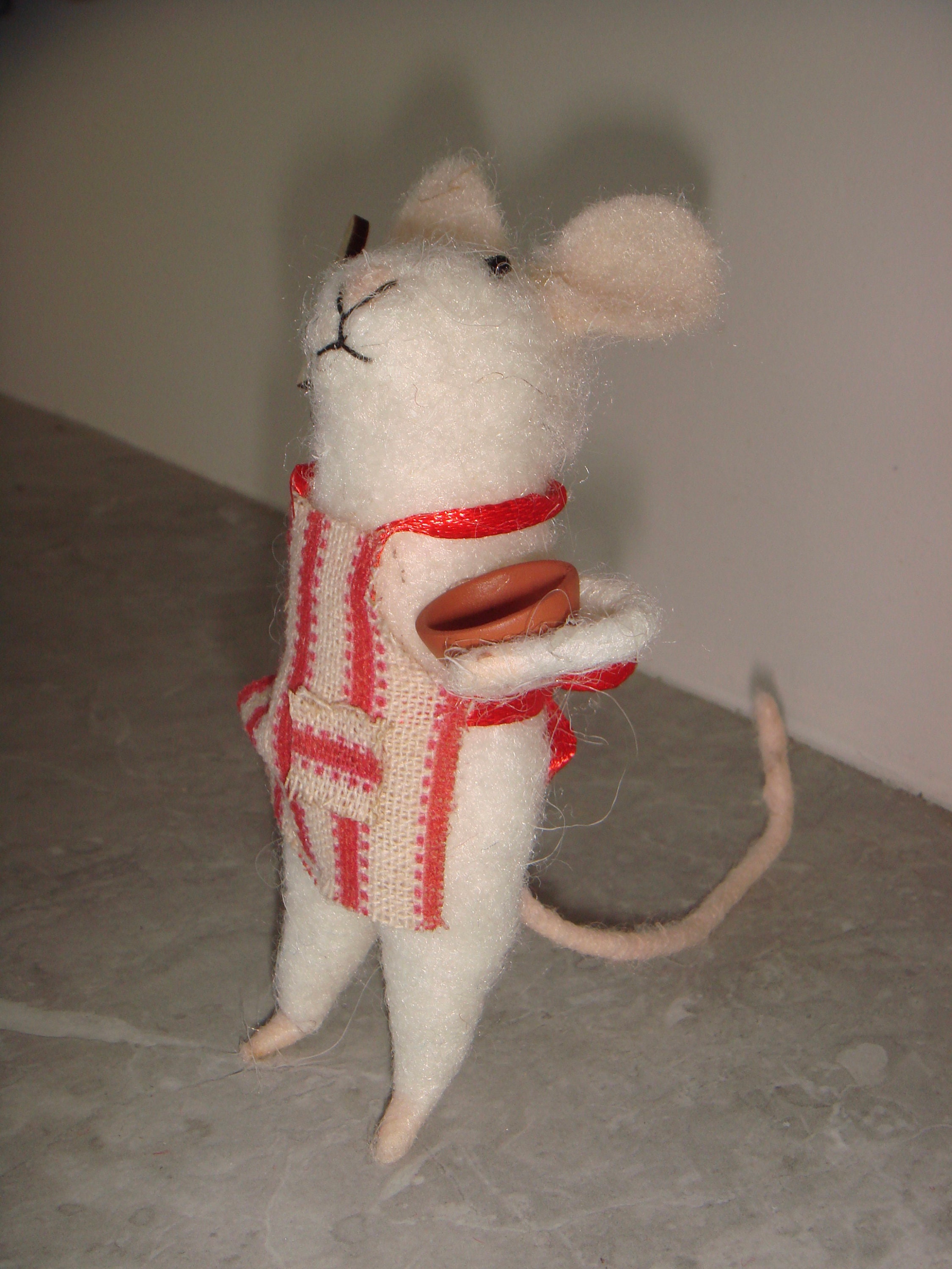 Pin Felt Needle Felted Collectible Chef Cook Mouse With Striped Apron ...