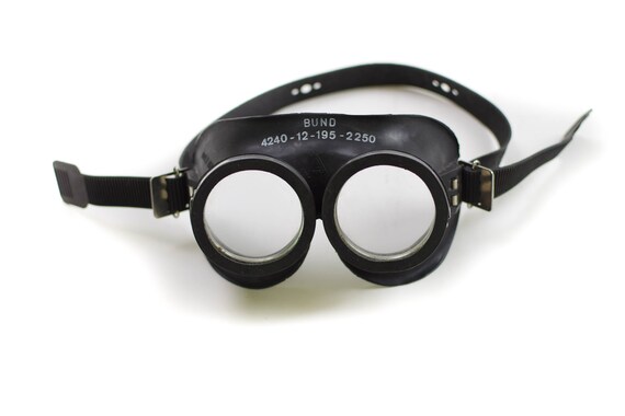 Genuine German army protection goggles black Auer rub… - Gem