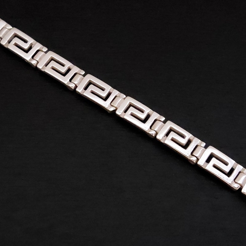 Meander Greek Key Chain - Etsy