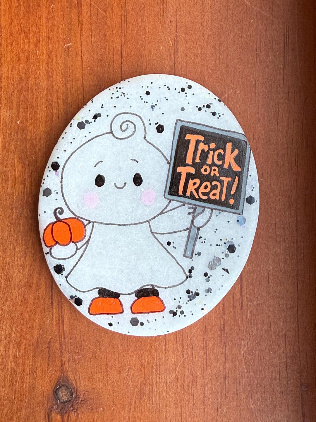 Hand Painted Ghost Rock: Halloween Trick or Treat Decor - Etsy