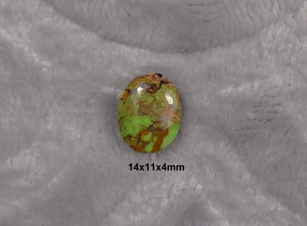 Australian Gaspeite Cabochon, Ring Size - Etsy