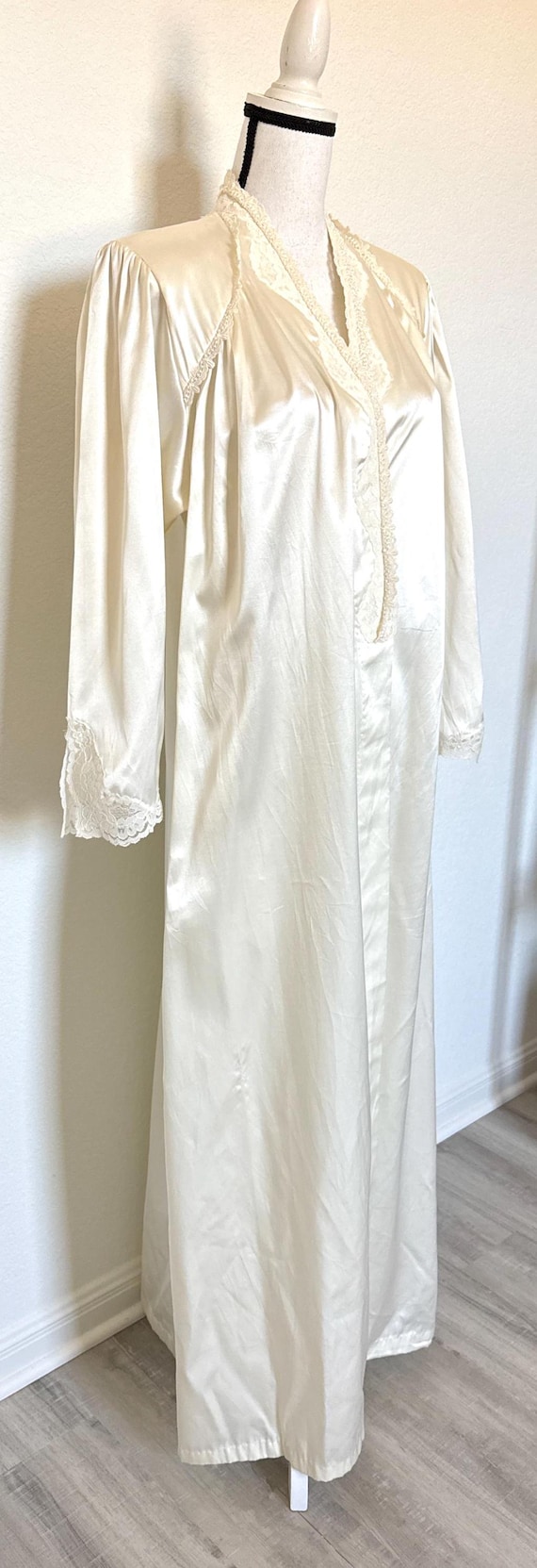 1970s 1980s Satin Dressing Gown - Gem