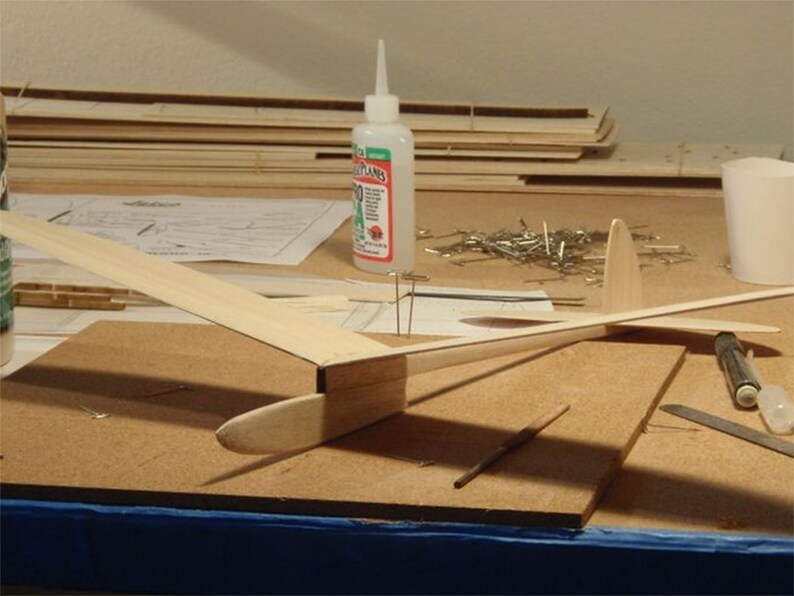 Jetco Thermic 20 18 Balsa Hand-launch Glider Kit With Plans and ...