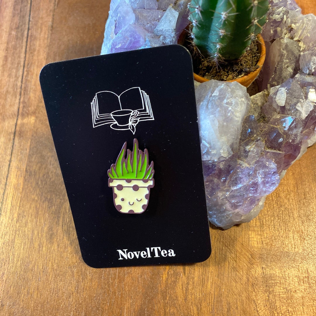 Cactus Enamel Pin // Cactus Pin / Enamel Pin / Plant Pin - Etsy