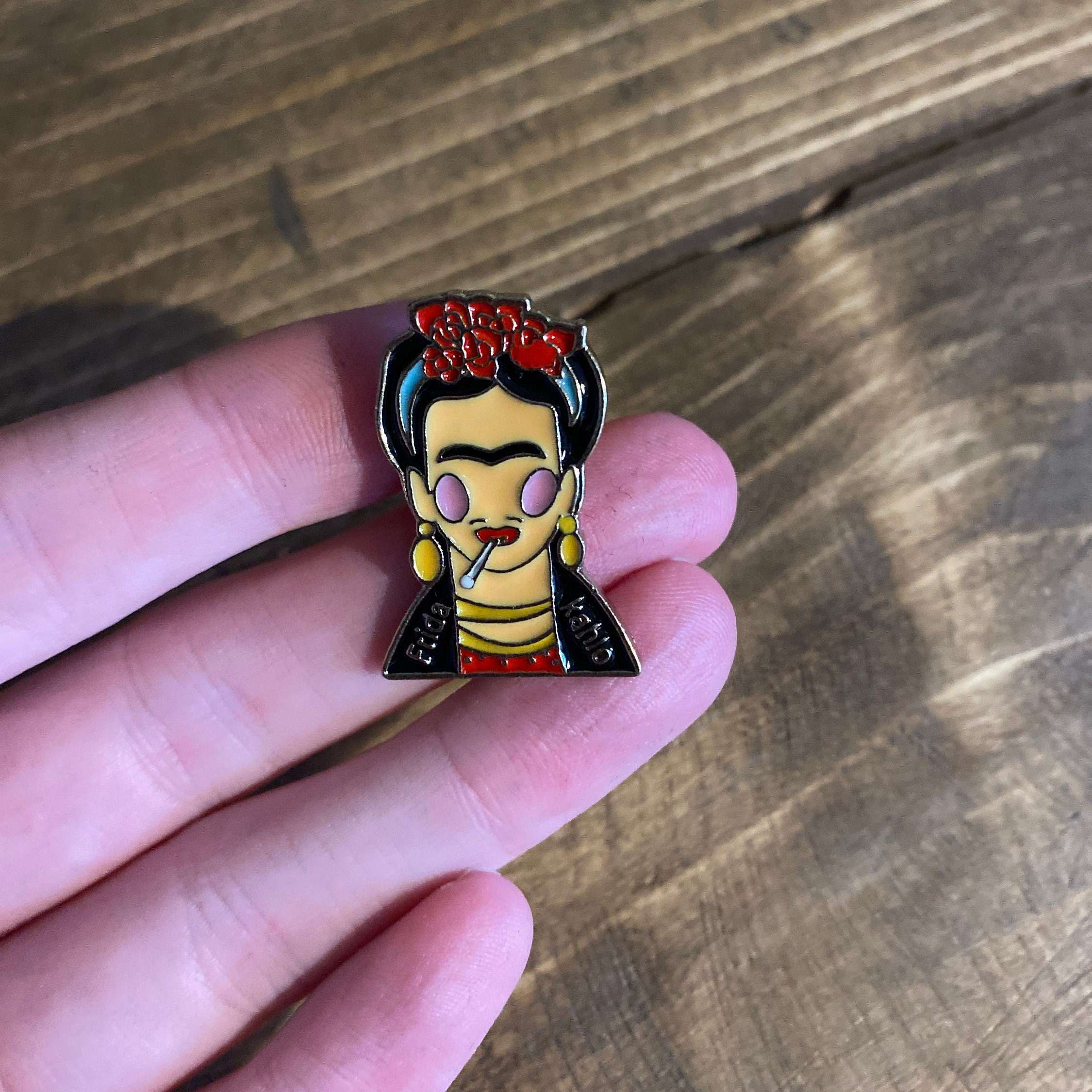Frida Kahlo Enamel Pin // Frida Kahlo / Enamel Pin / Frida - Etsy