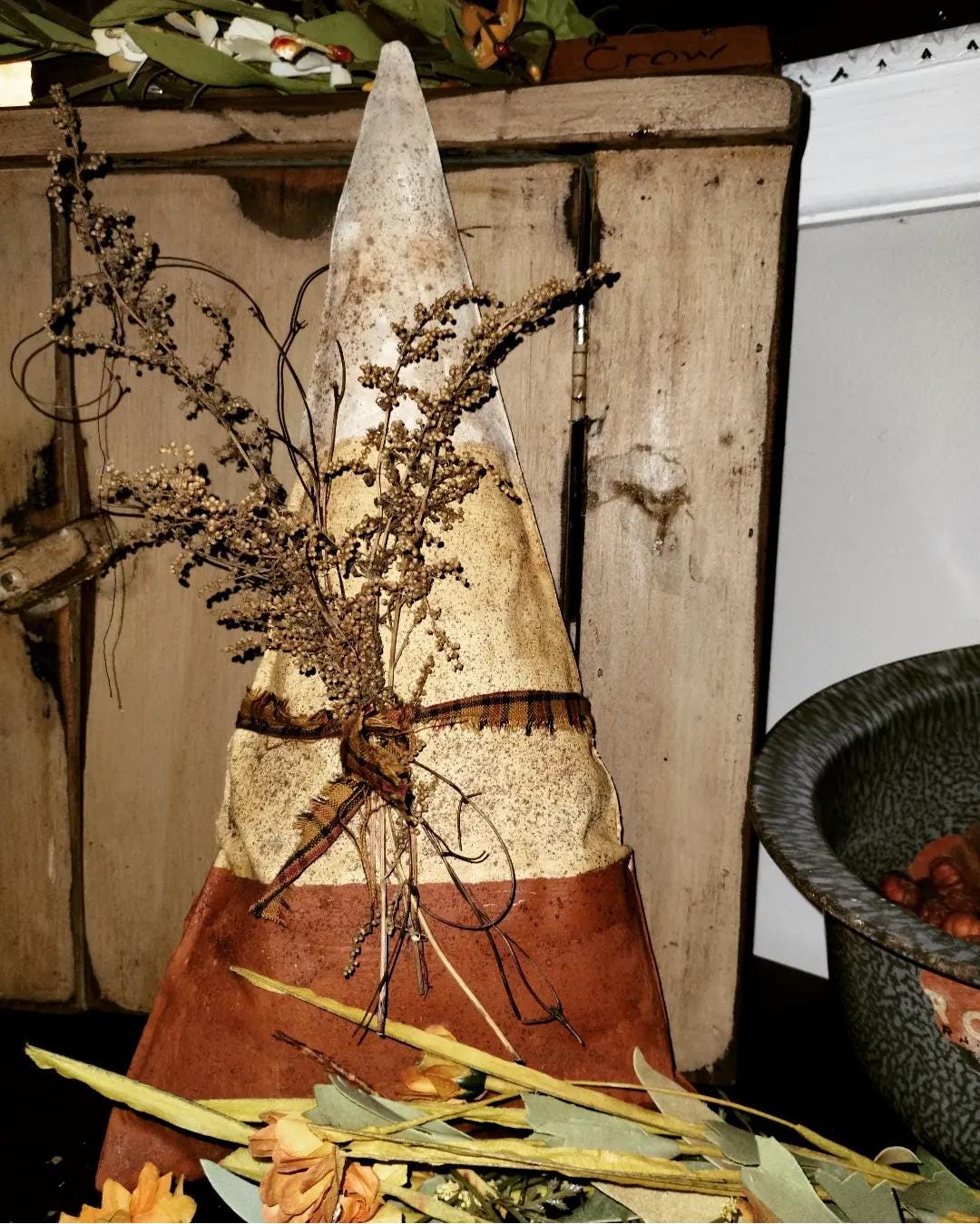 Fall Candycorn, Primitive Candycorn, Halloween, Primitives, Rustic ...