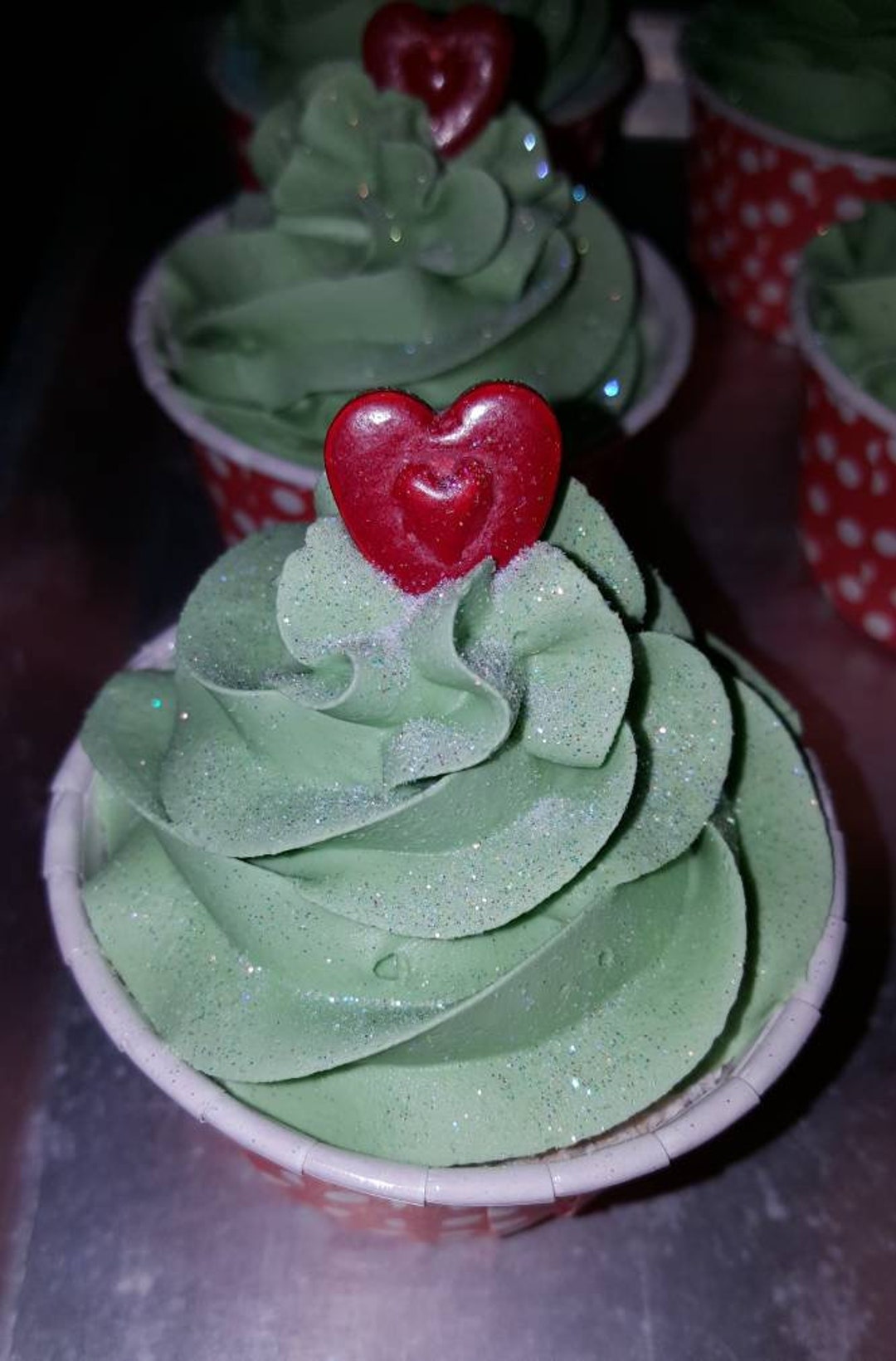 Kis Gift,grinch Bath Bomb, Grinch, Heart, Grinch, Cupcake Bath Bomb ...