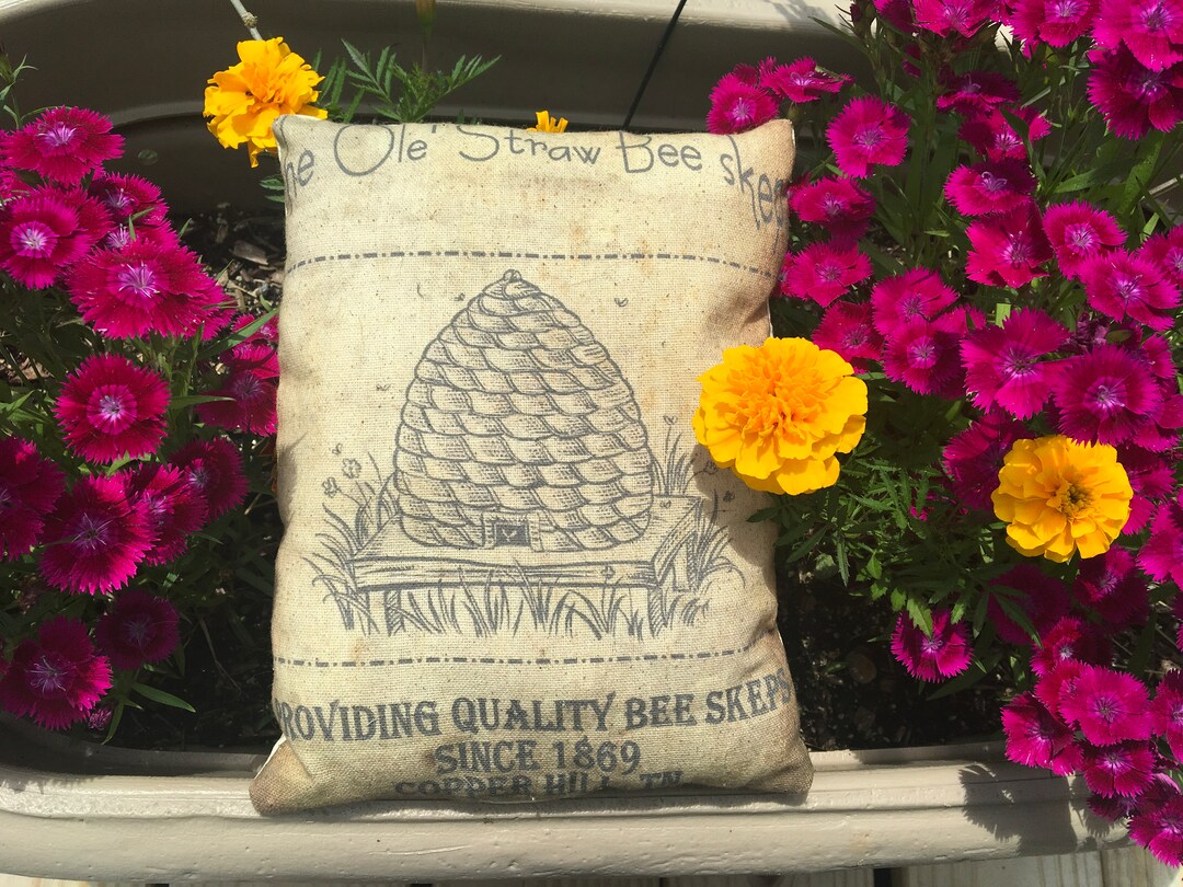 Primitive Beeskep Pillow, Beehive, Bees, Honey, Pillow, Country ...