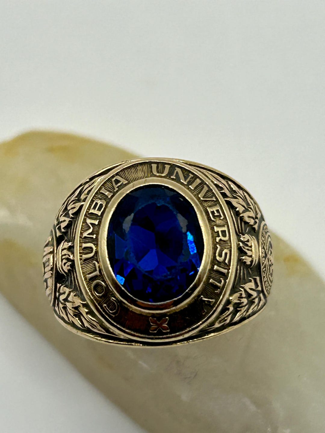 Vintage Columbia University Class Ring: 10K Gold, Blue Stone,#99 - Etsy