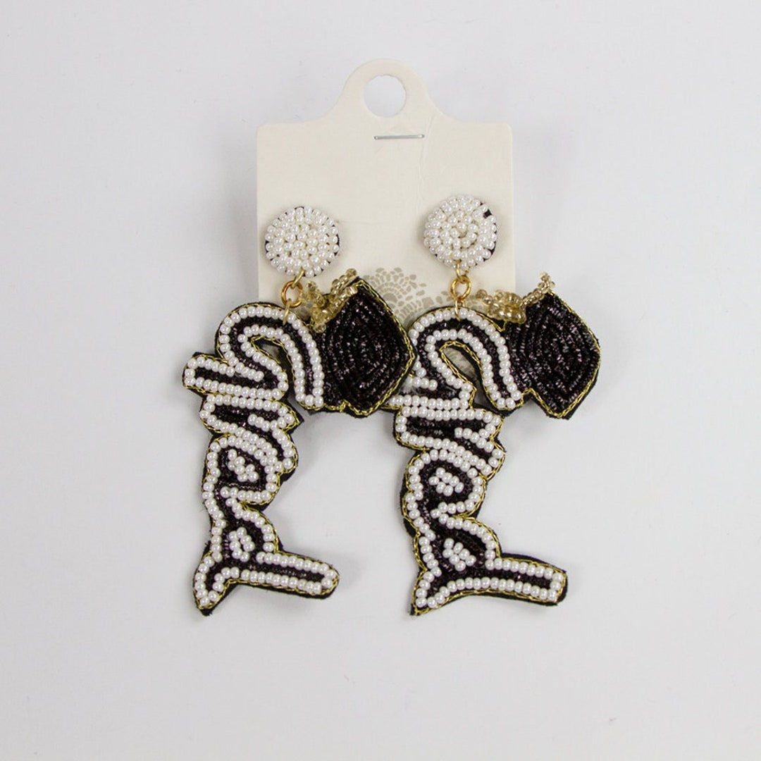 Grad Seed Bead Earrings, Graduation Beaded Earrings, Graduation Seed ...