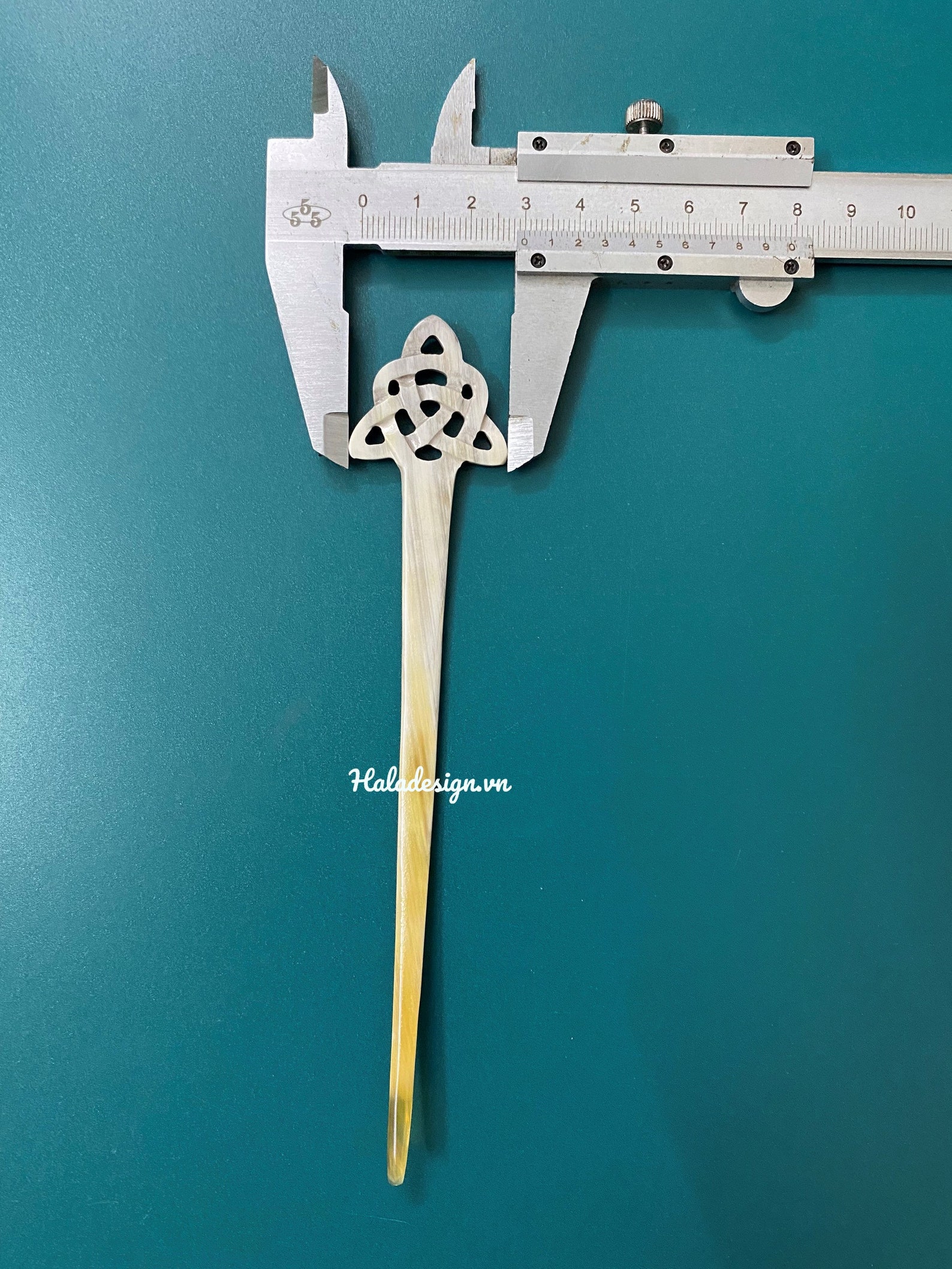 The Trinity Knot Horn Hair Stick , Triquetra Symbol Hair Accessories ...