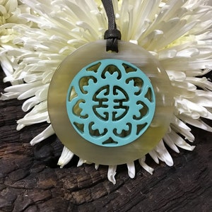 Chinese Long Life Symbol With Lotus Flower Cut Out Lacquer Buffalo Horn ...