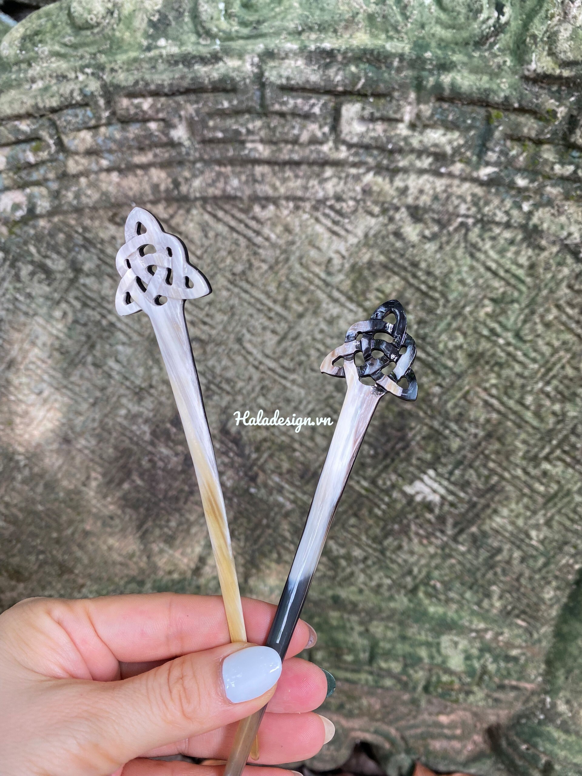 The Trinity Knot Horn Hair Stick , Triquetra Symbol Hair Accessories ...