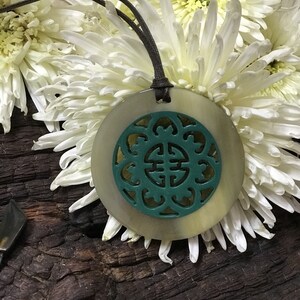 Chinese Long Life Symbol With Lotus Flower Cut Out Lacquer Buffalo Horn ...