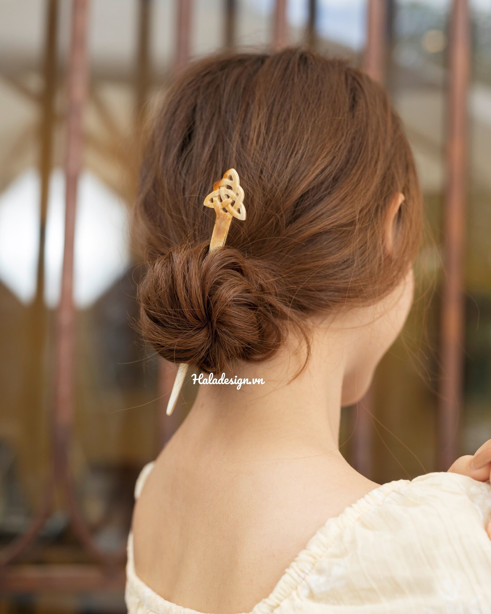 The Trinity Knot Horn Hair Stick , Triquetra Symbol Hair Accessories ...