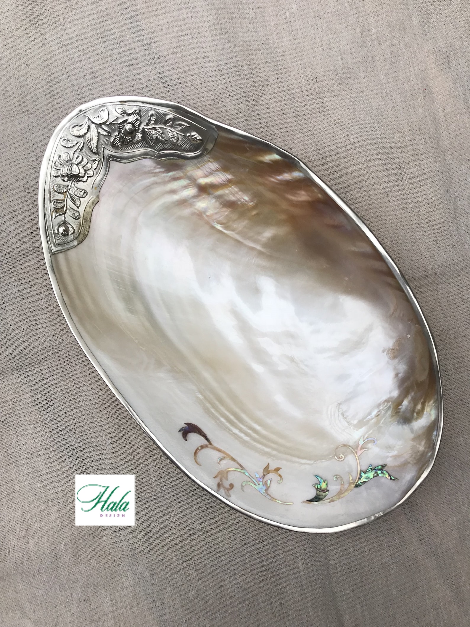 Decorative Giant Shell Dish With Silver Trim, Mother of Pearl Dish ...
