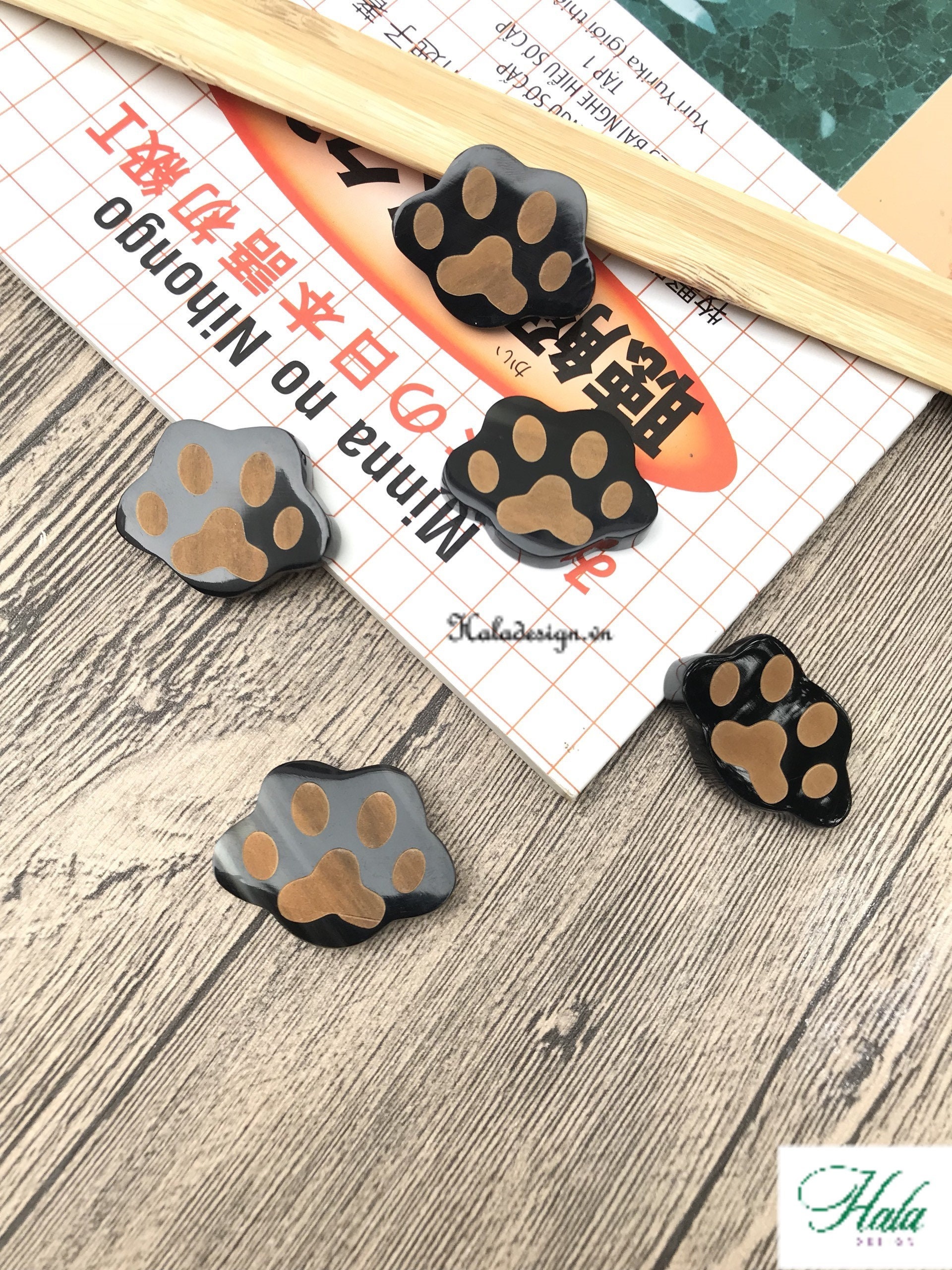 Kawaii Buffalo Horn Cat Paw Chopstick rest Hashioki - Etsy 日本