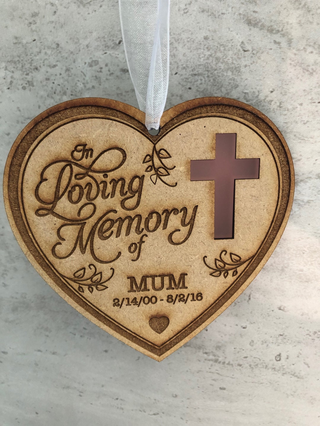 Personalised Engraved Wooden Hanging Heart in Loving Memory Cross ...