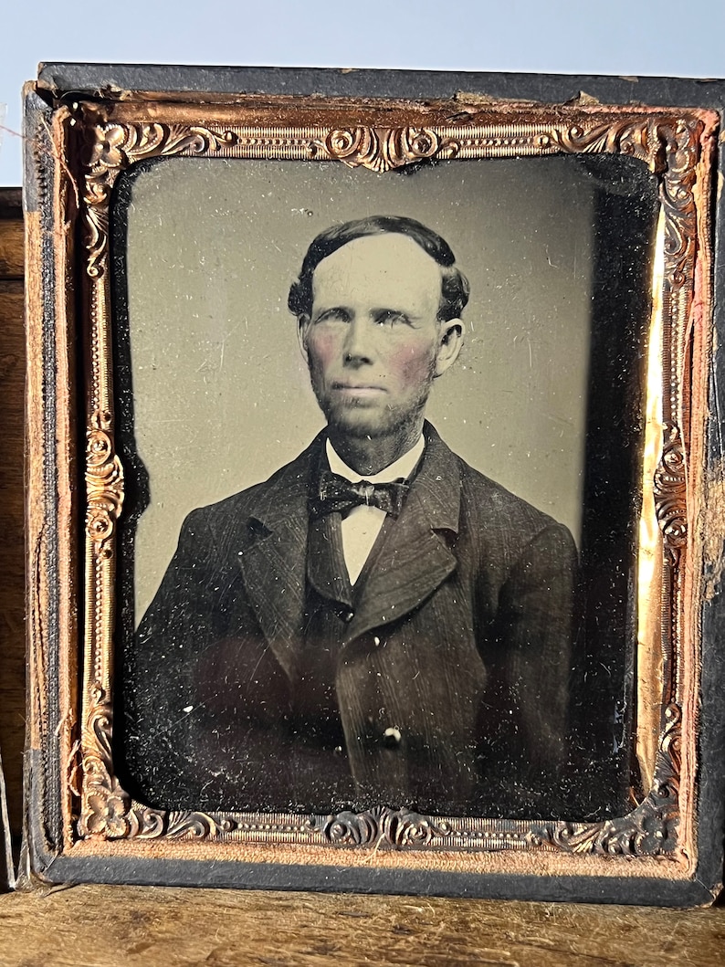 Antique 19th Century Daguerreotype - Well Dressed Man - Sixth Plate 1 ...