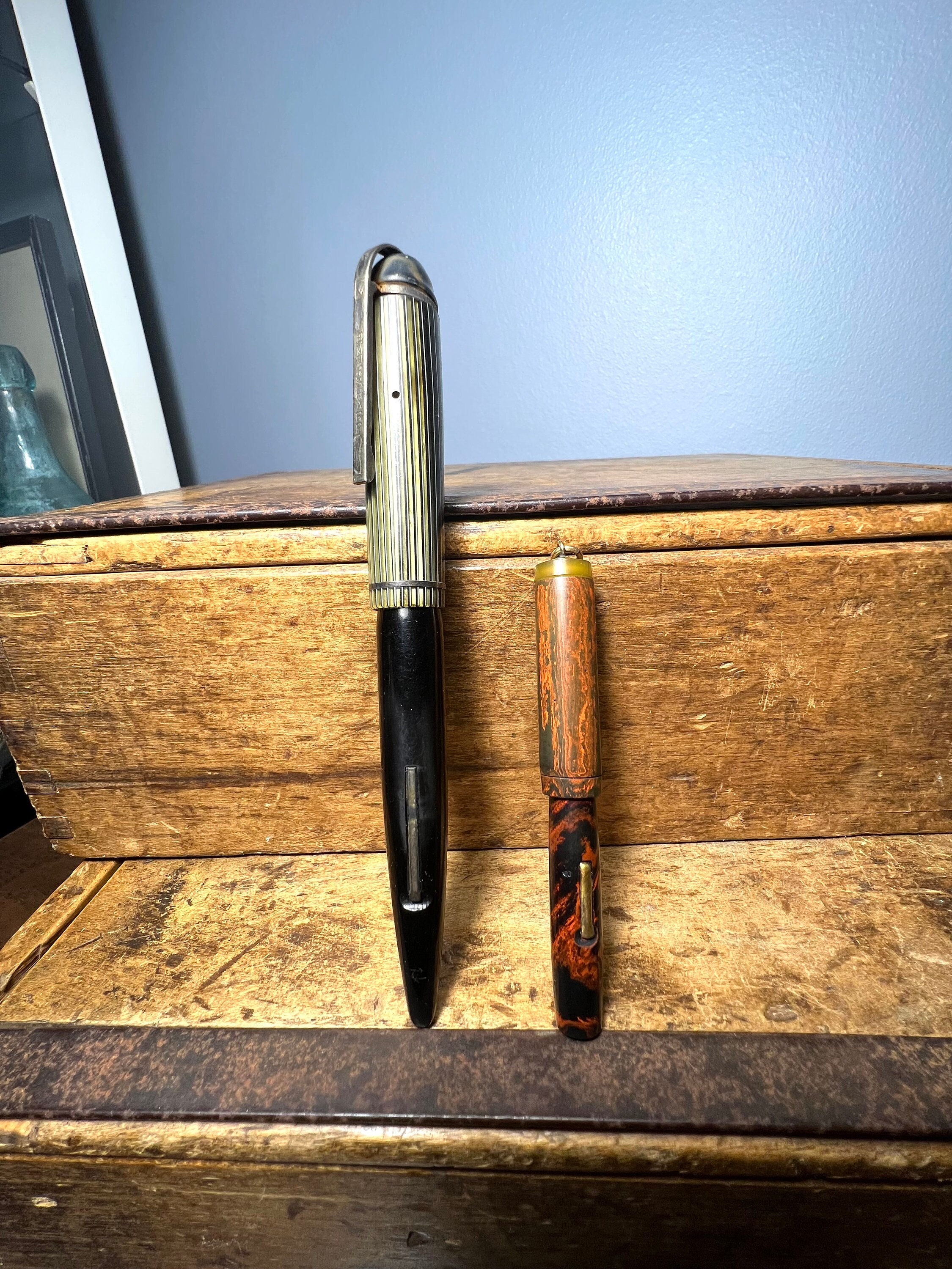 Set of 2 Rare Fountain Pens 1920s 1940s Wahl Eversharp Skyline Black ...