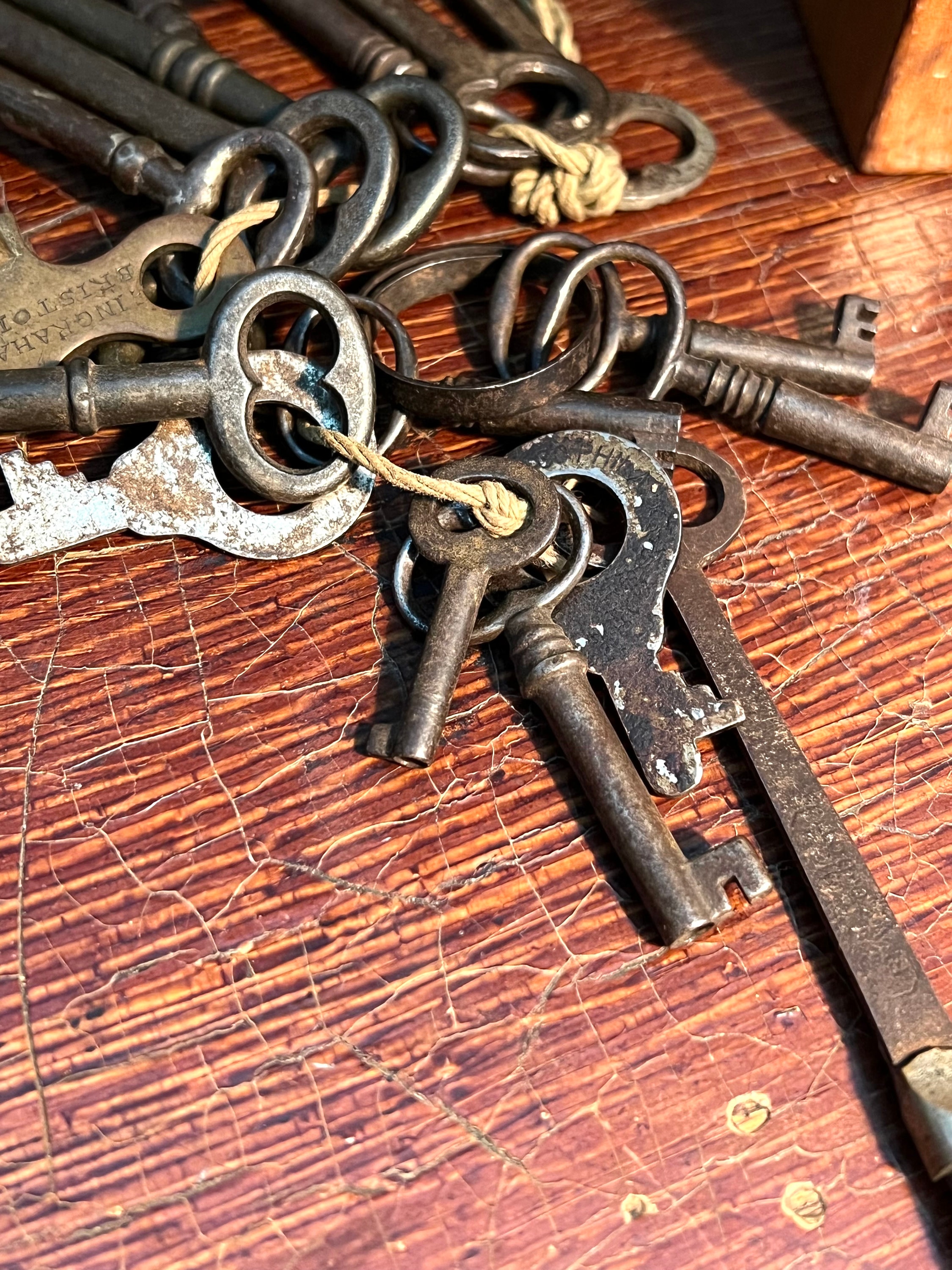Set of 19 Antique Assorted Keys Including Skeleton, Lock and Clock ...