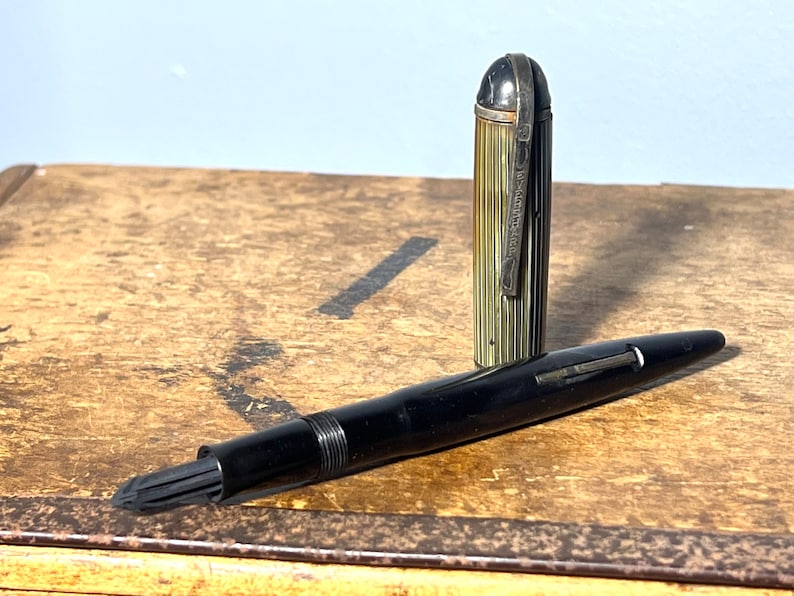 Set of 2 Rare Fountain Pens 1920s - 1940s Wahl Eversharp Skyline Black ...