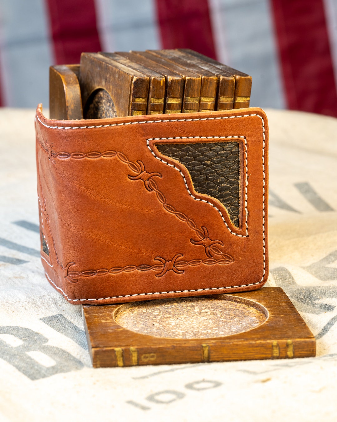 Bifold Leather Wallet, Beaver Tail Inlay Wallet, Bifold, Minimalist ...