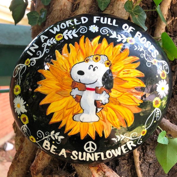 Snoopy Rock - Etsy