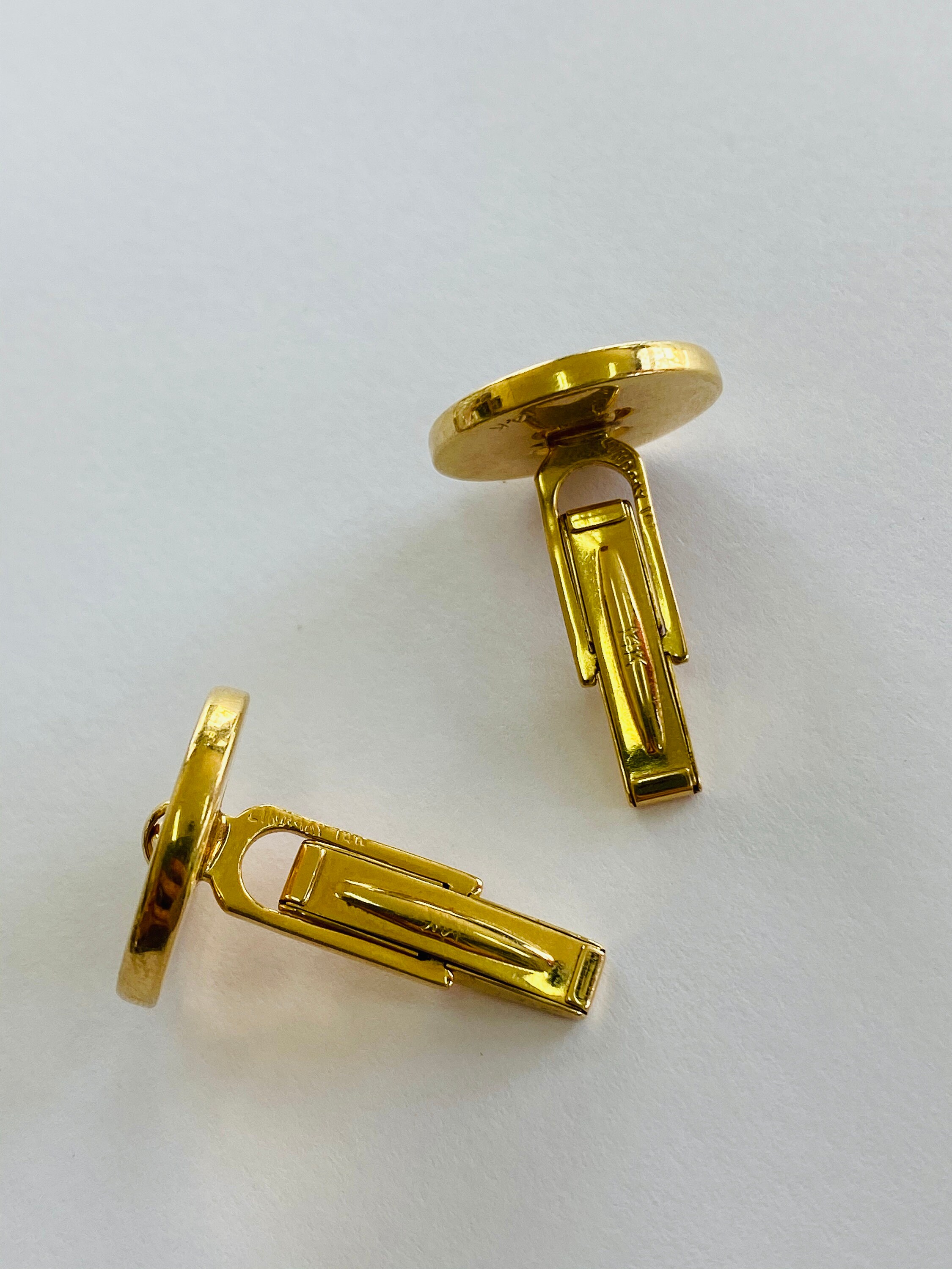 14K Yellow Gold Threaded Button Cufflinks lindsay and Co. | Etsy
