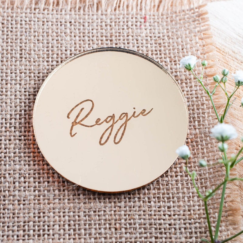 Circle Place Card - Etsy