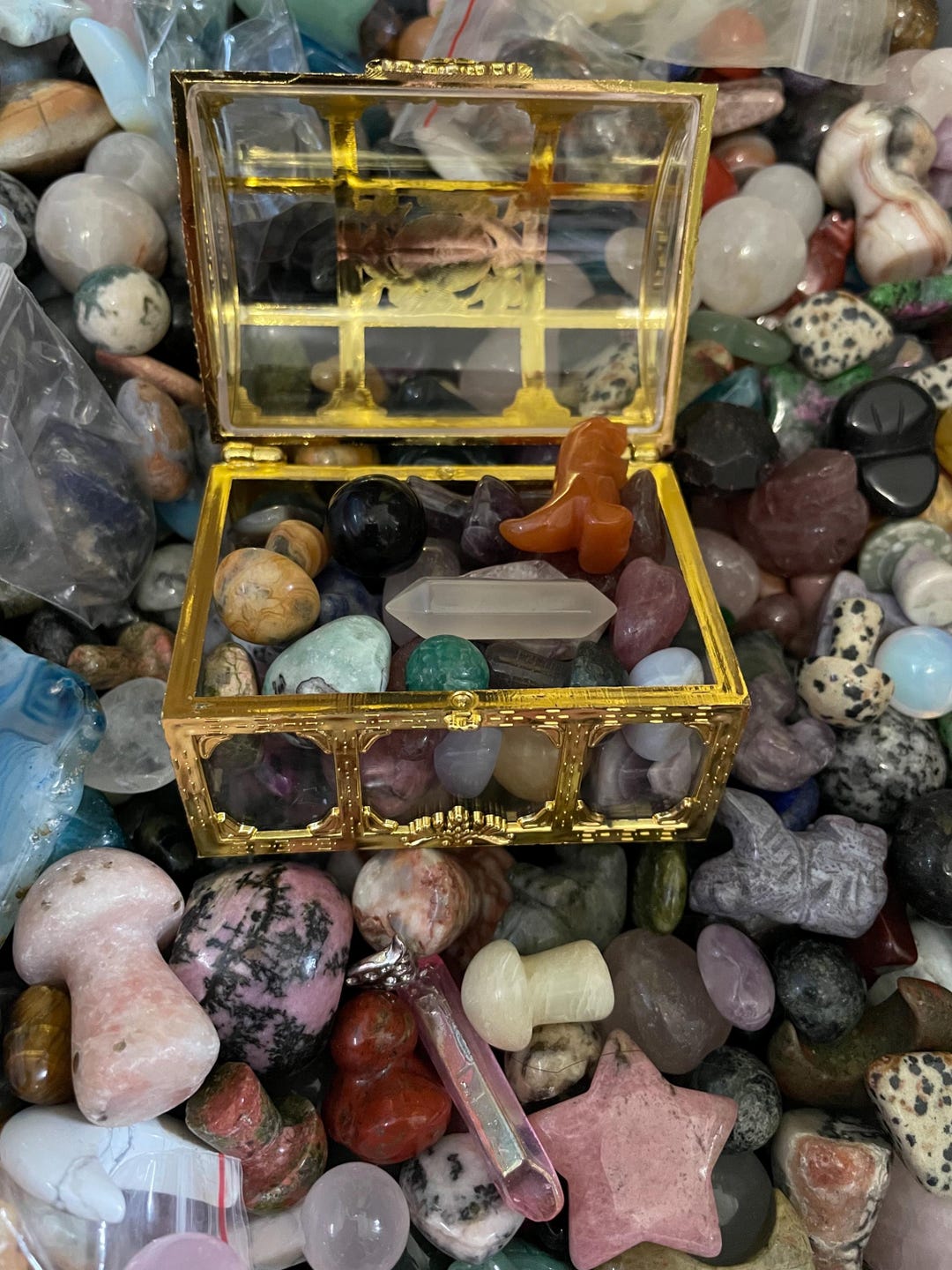 Crystal Trinket Chest | Crystals | Miniature Figures | Crow Scoop ...