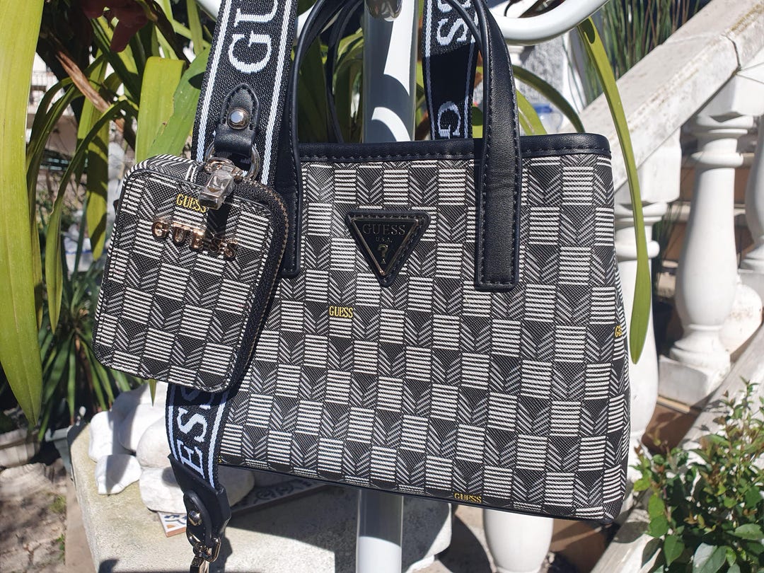 Small GUESS Hand or Shoulder Bag Good Condition Length 24 Cm Height 19 Cm - Etsy