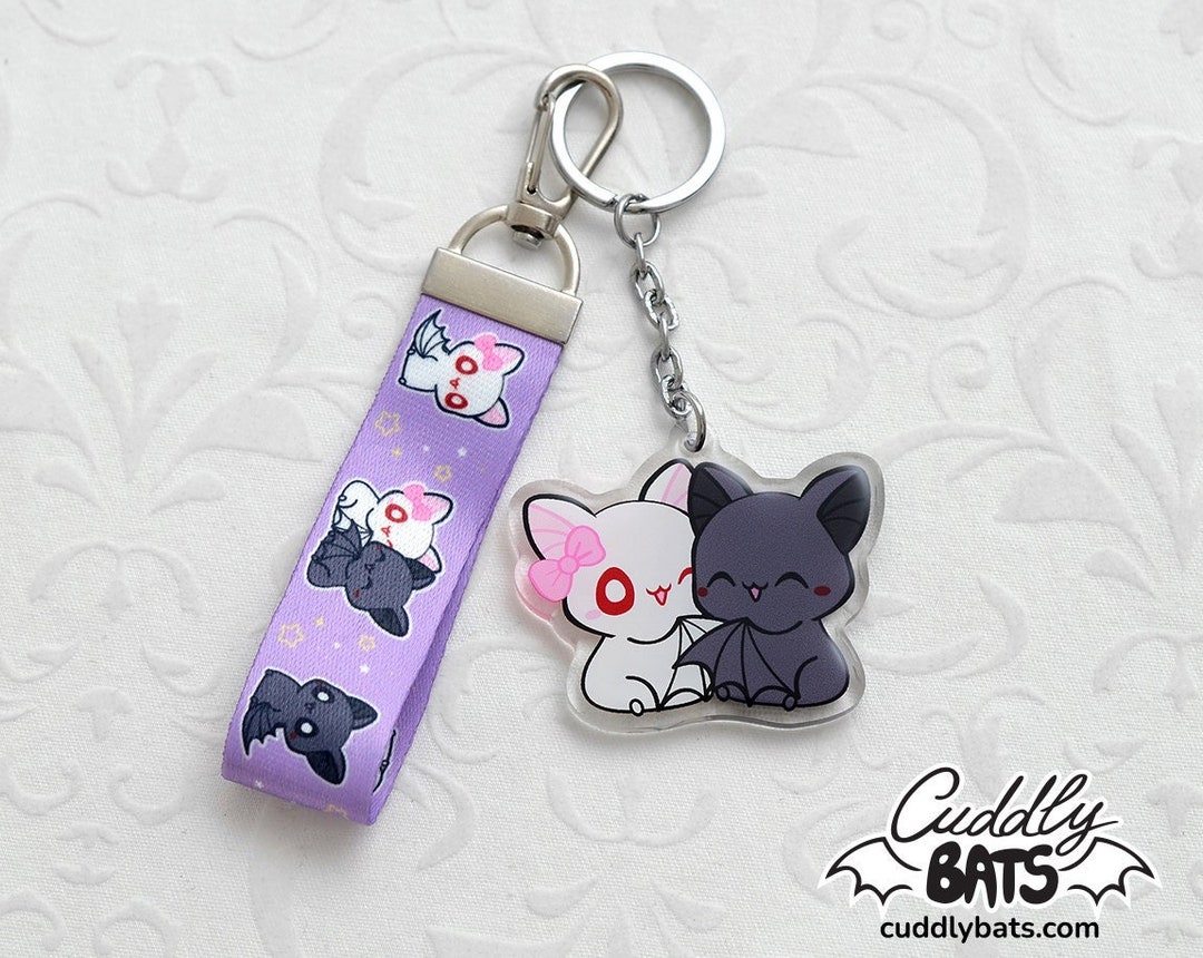 Cuddly Bats Hug Acrylic Keychain Kawaii Animals, Albino and Black Bat ...