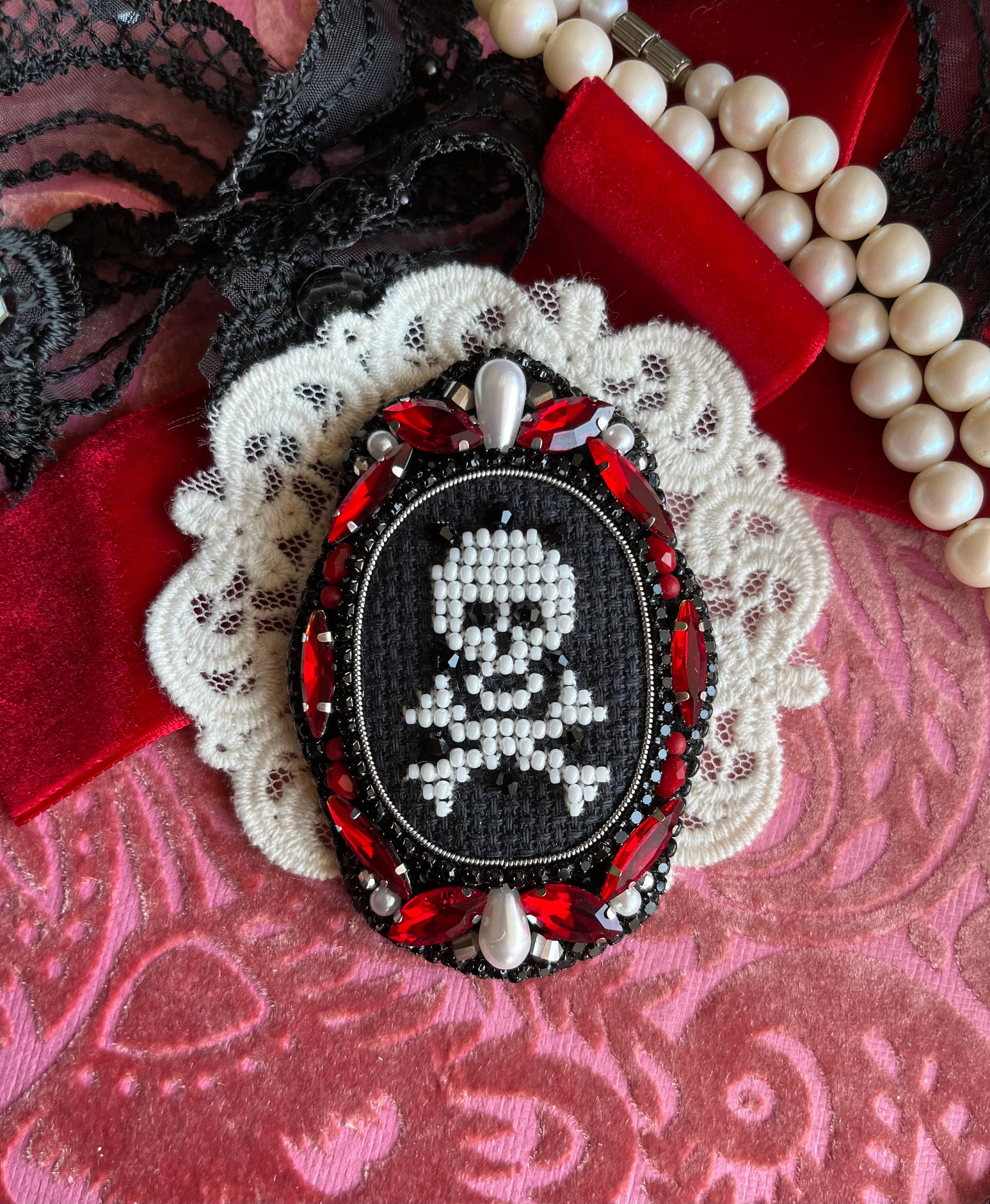 Beaded Skull With Roses Pattern