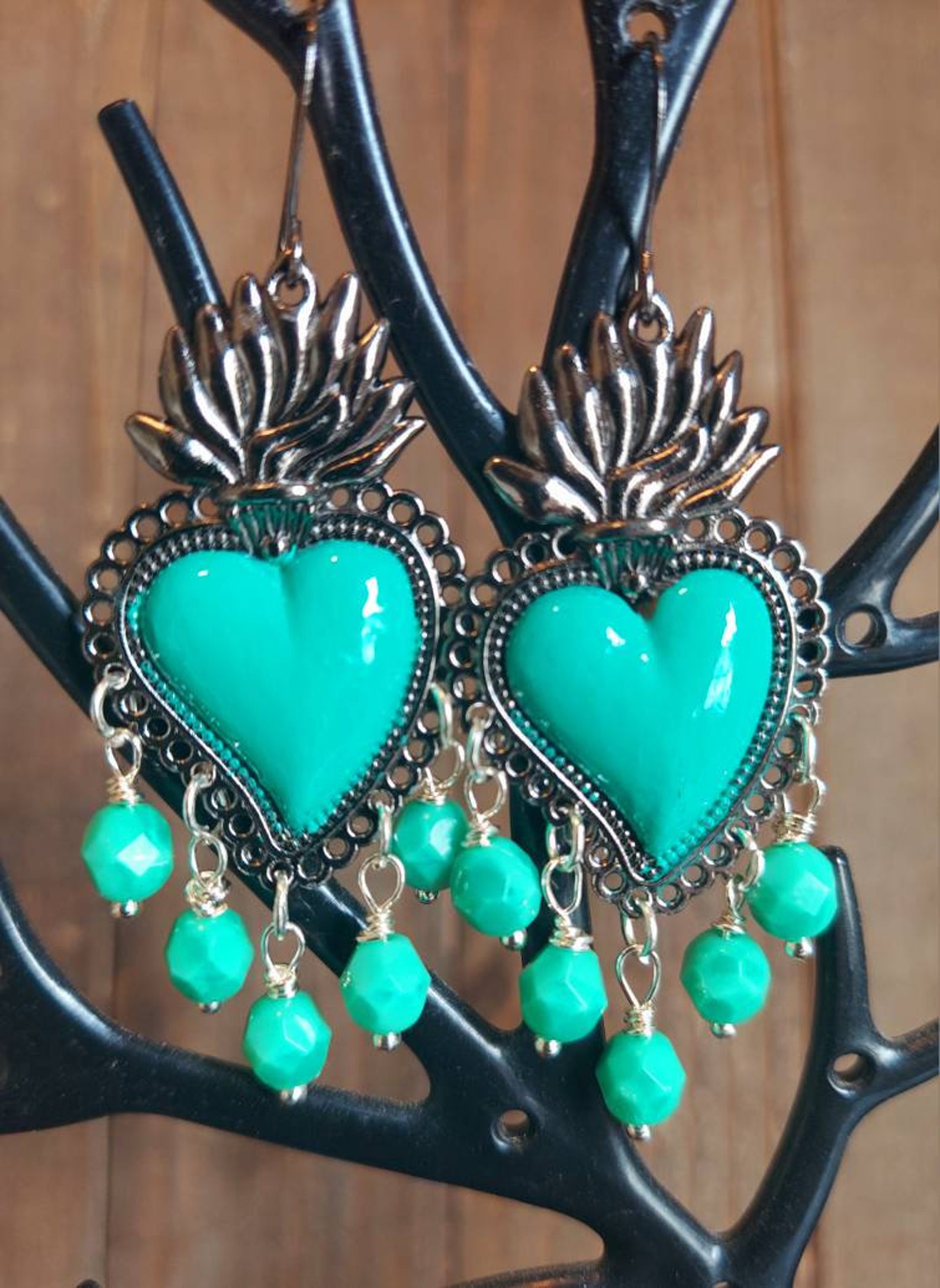 Sacred Heart Earrings Pendientes Sagrado Corazon Boho - Etsy
