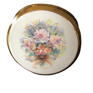 Vintage Stratton Powder Compact, Vintage Floral Compact, Vintage ...