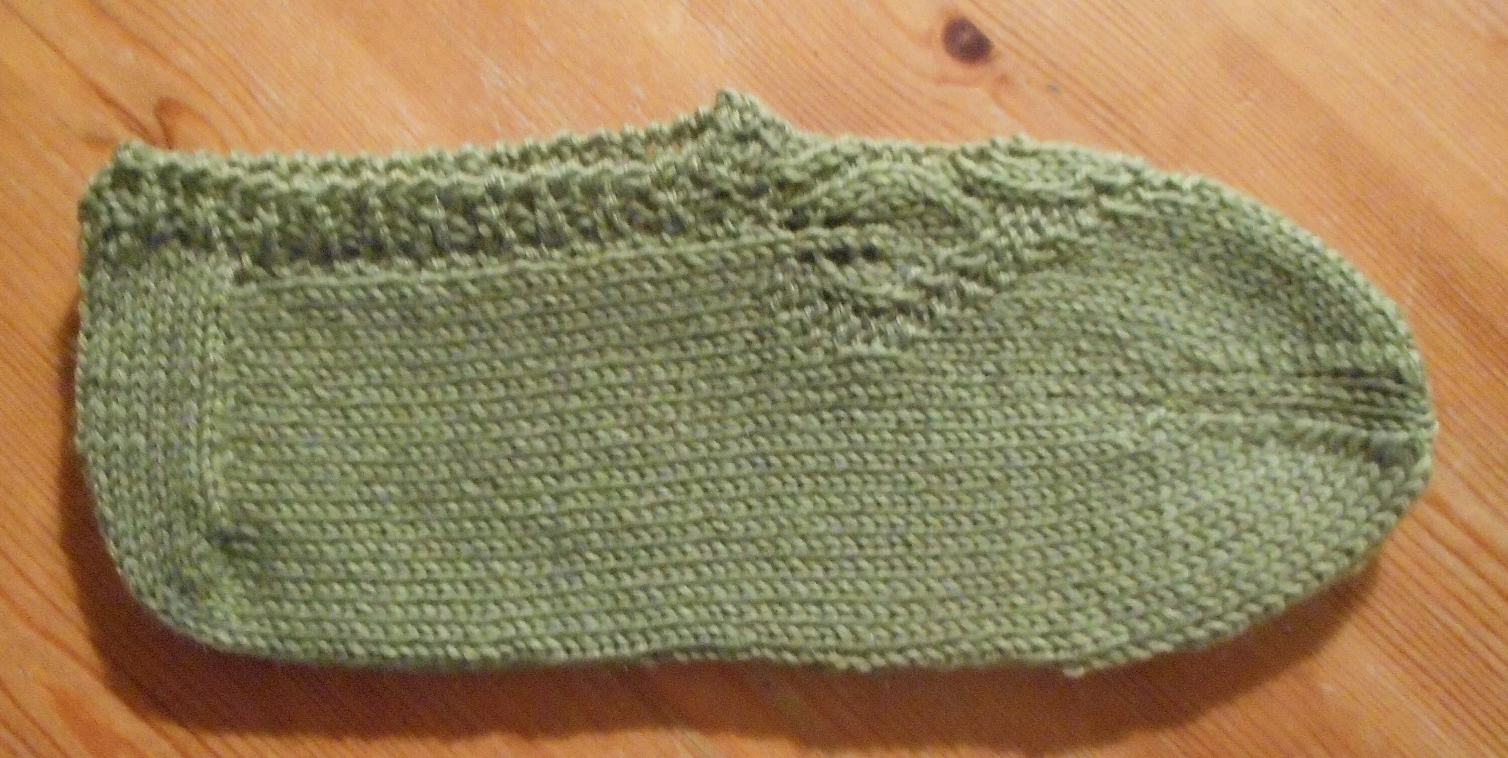 Sutsko Tøfler Med Bladmønster Strikkeopskrift - Etsy