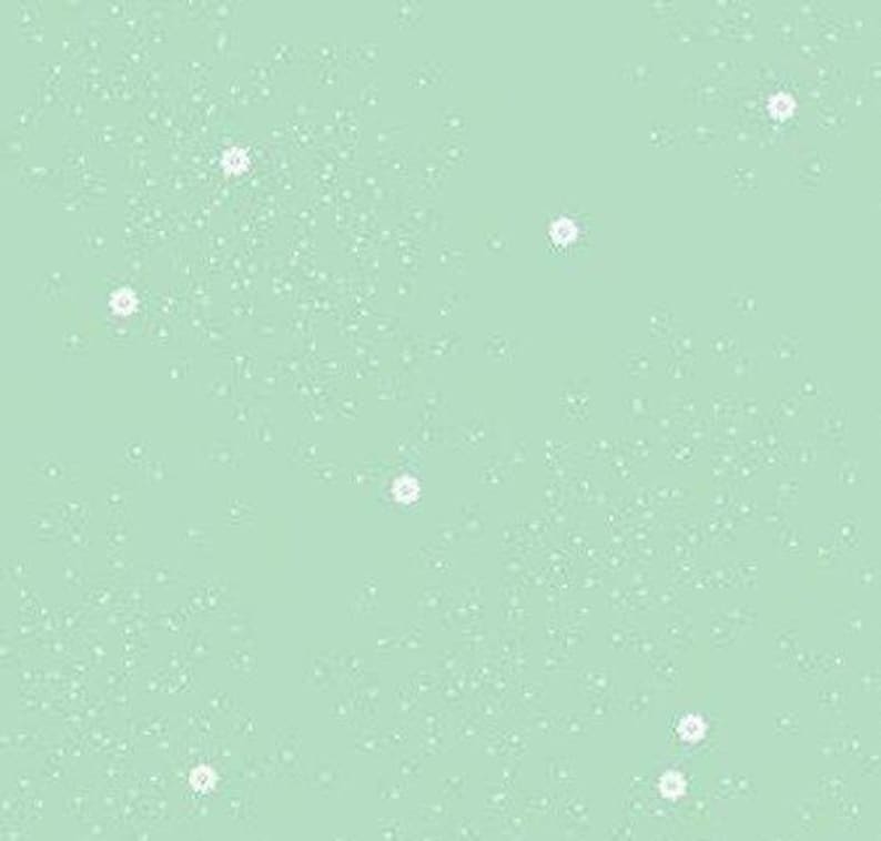 Wide Back Dainty Daisy Mint by Beverly Mccullough for Riley Blake ...