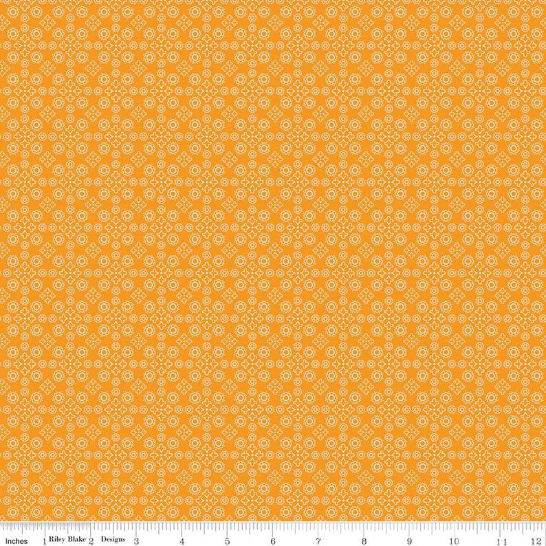 Cheddar at Twilight Medallion Cheddar by the RBD Designers for Riley ...